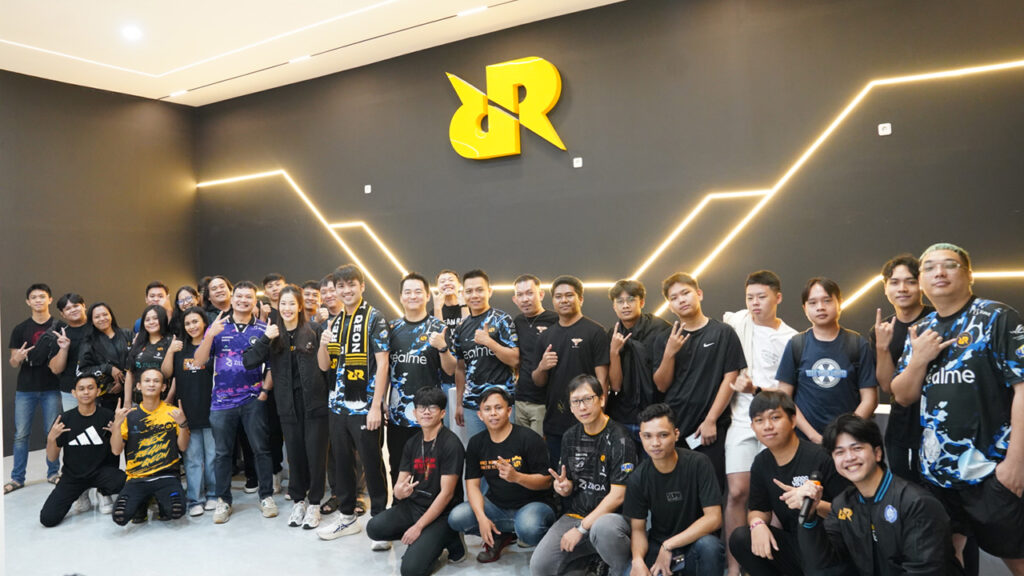 RRQ Arena Manado Resmi Dibuka, Hadirkan Pengalaman Esports Modern ...