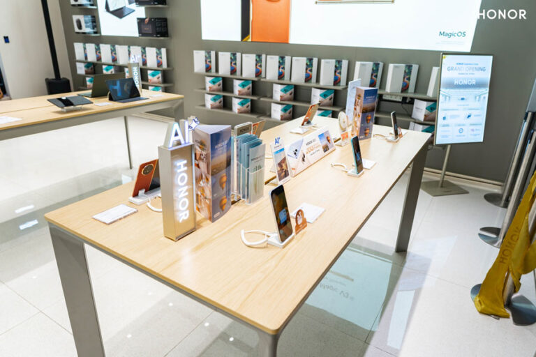 HONOR Resmikan Experience Store Pertama di Indonesia